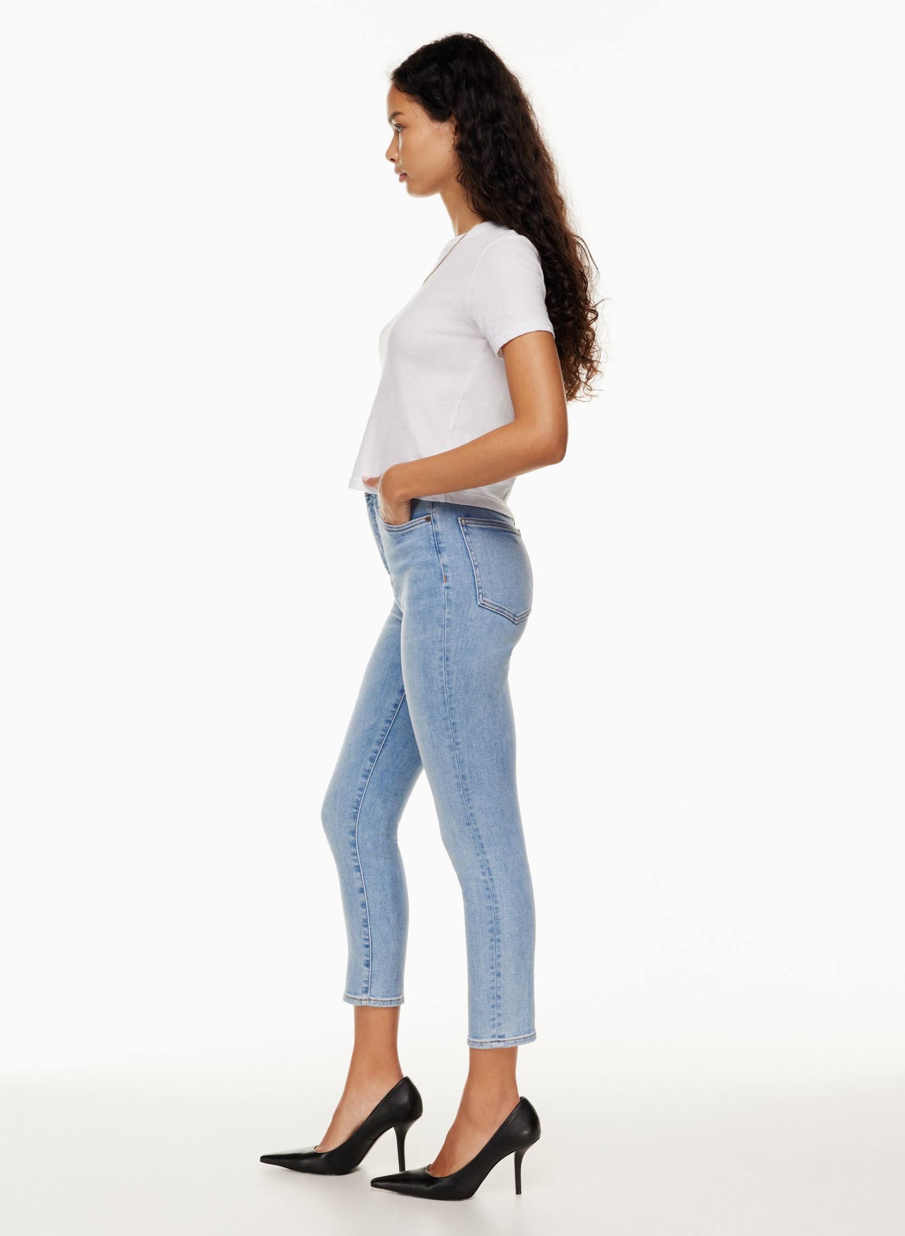 Denim Forum THE LOLA HIGH RISE SKINNY CROP | Aritzia INTL