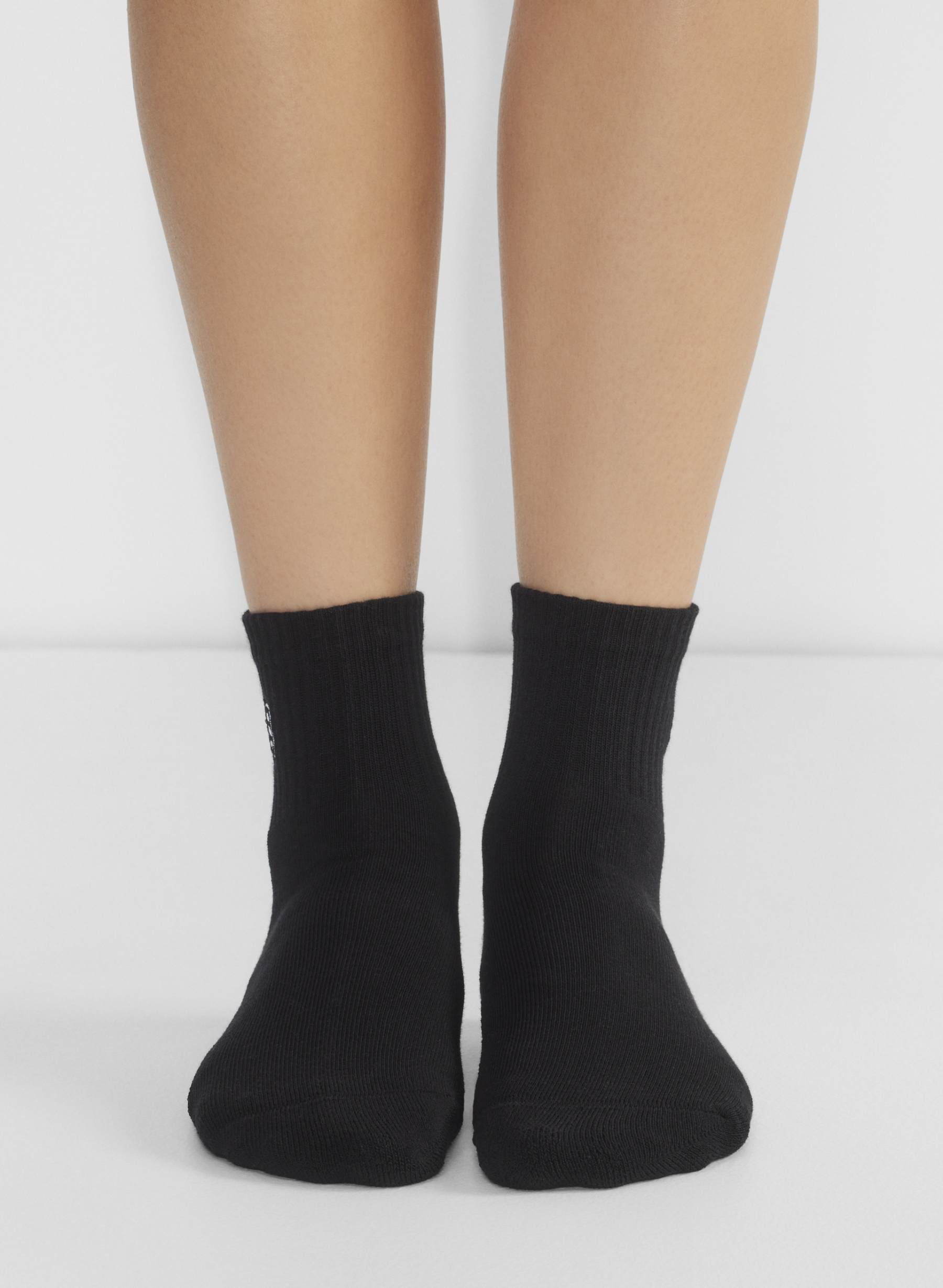 The Super Puff™ THE SUPER PUFF™ ANKLE SOCK 3-PACK | Aritzia INTL
