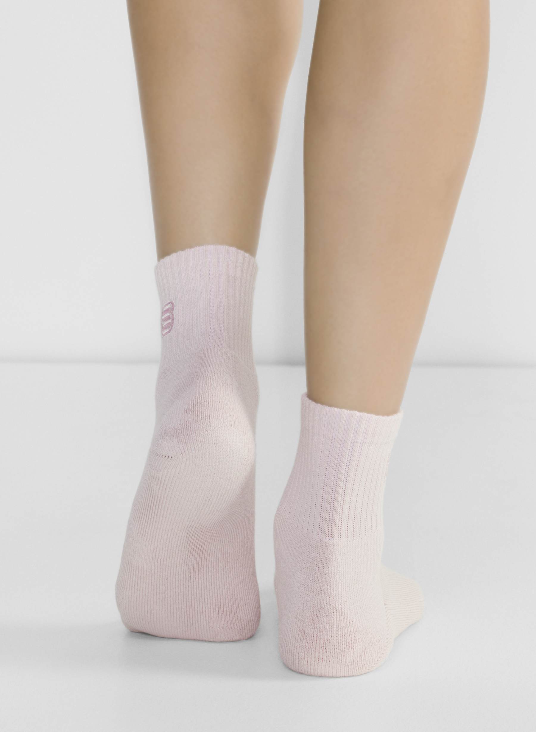 The Super Puff™ THE SUPER PUFF™ ANKLE SOCK 3-PACK | Aritzia INTL