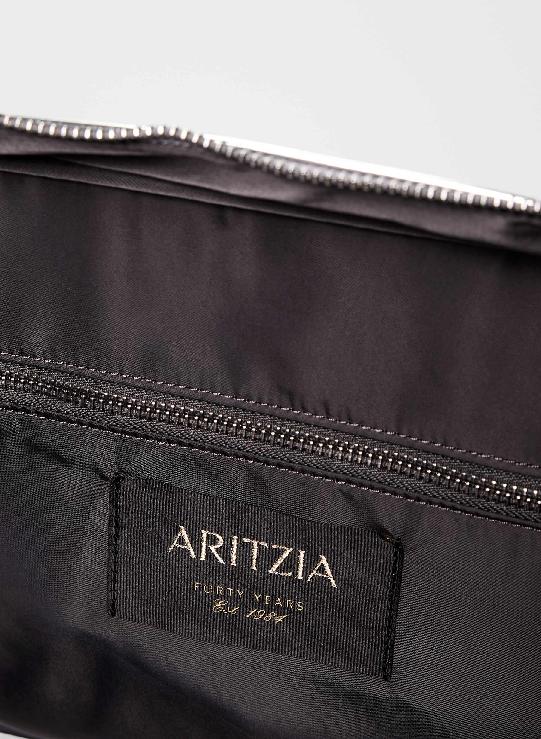 Tna THROWBACK BAG | Aritzia US