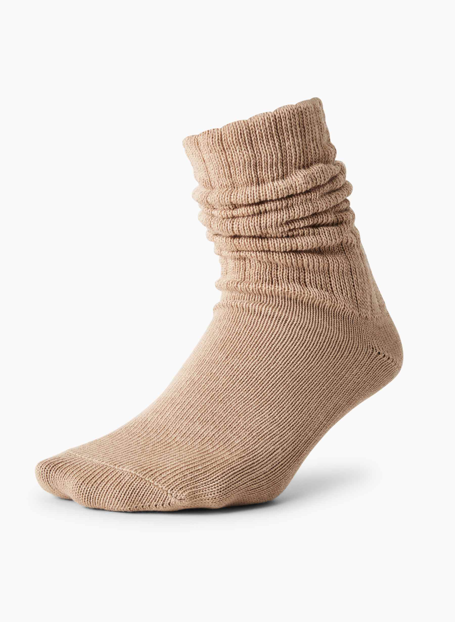 Tna BEST-EVER SLOUCHY ANKLE SOCK | Aritzia CA