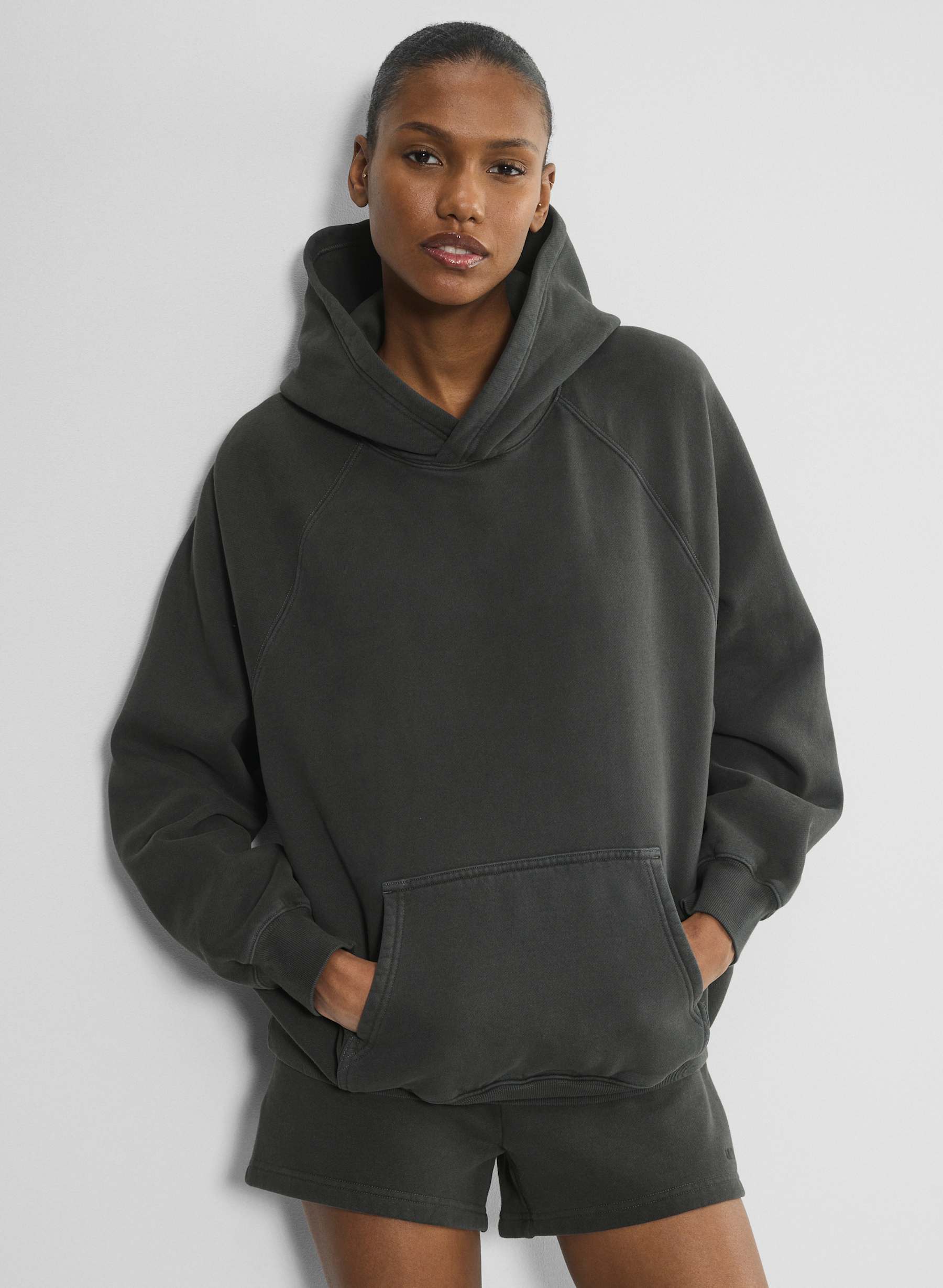 Sweatfleece COZY SWEATFLEECE MEGA RAGLAN™ HOODIE | Aritzia INTL