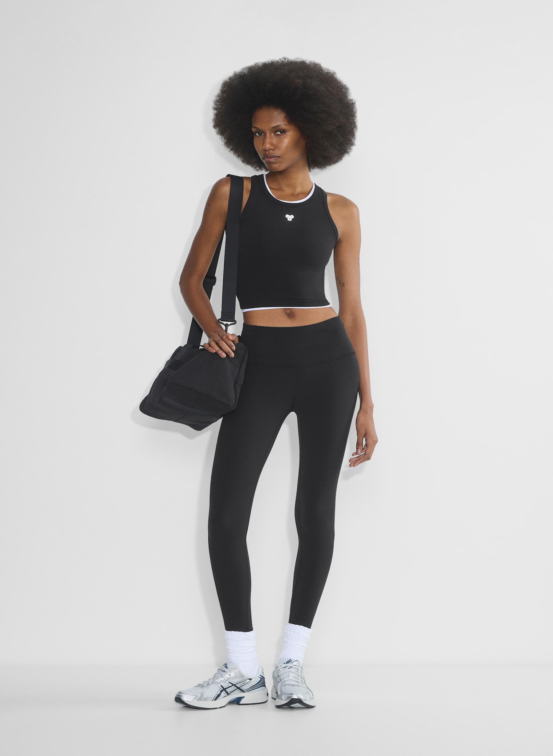 Golden BUTTER ATMOSPHERE HI-RISE 24” LEGGING | Aritzia US