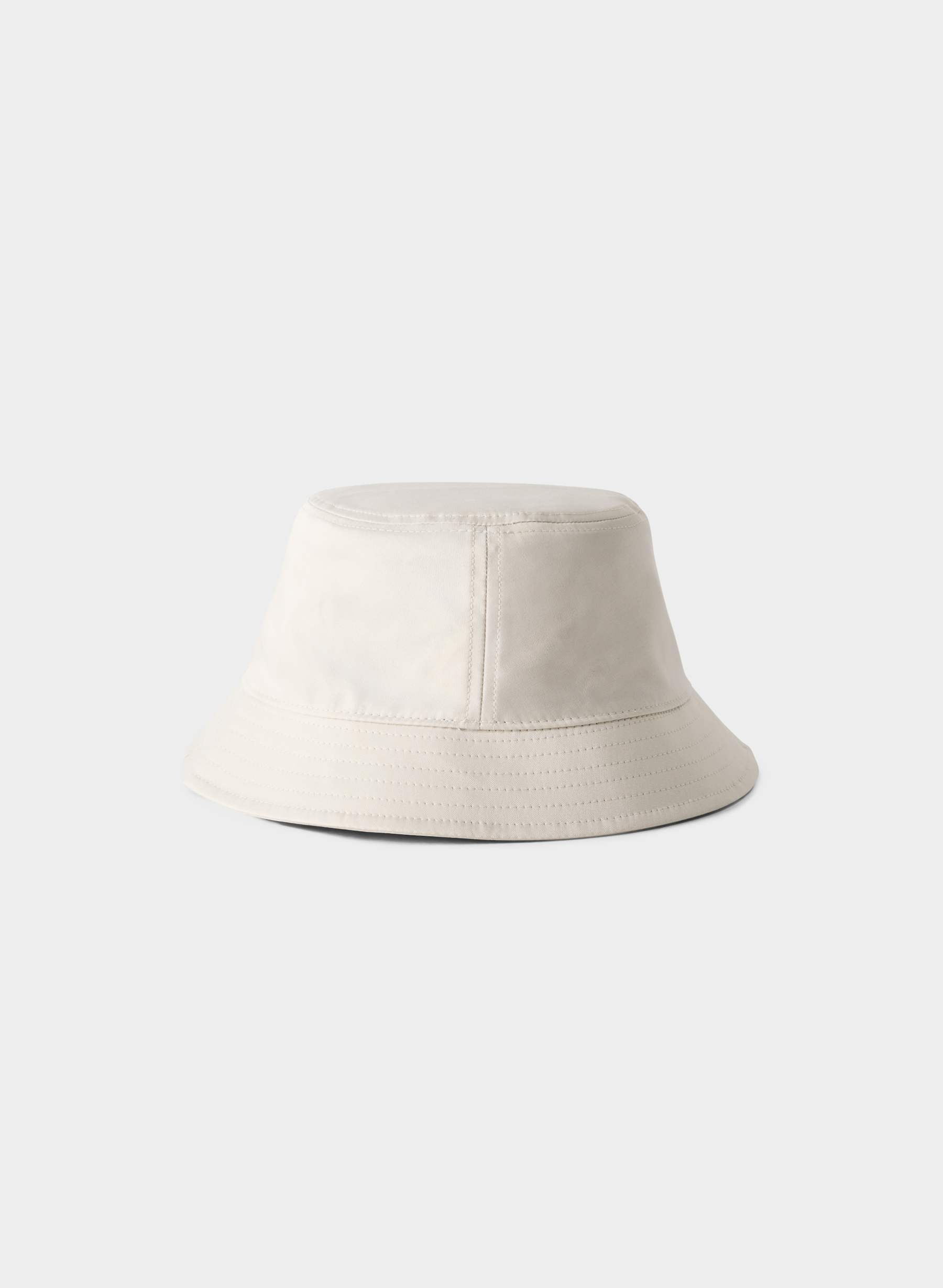 Babaton PARTITION BUCKET HAT | Aritzia INTL