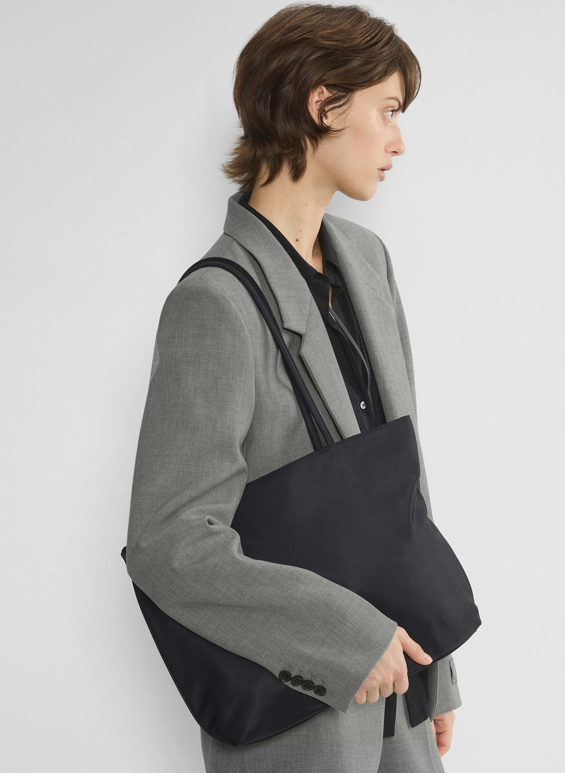 Babaton IDOLIZE BIGGER TOTE BAG | Aritzia CA