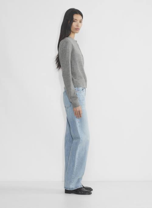 Women's Work Clothing | Shop Blouses, Dresses & Blazers | Aritzia CA