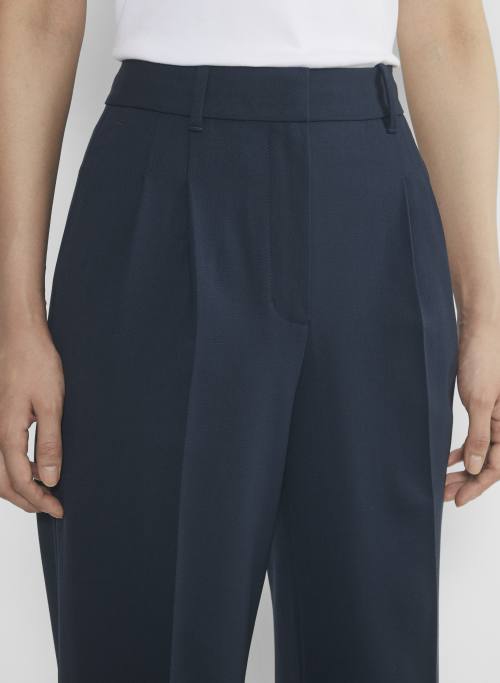 University and College Outfits ideas For Women | Aritzia CA