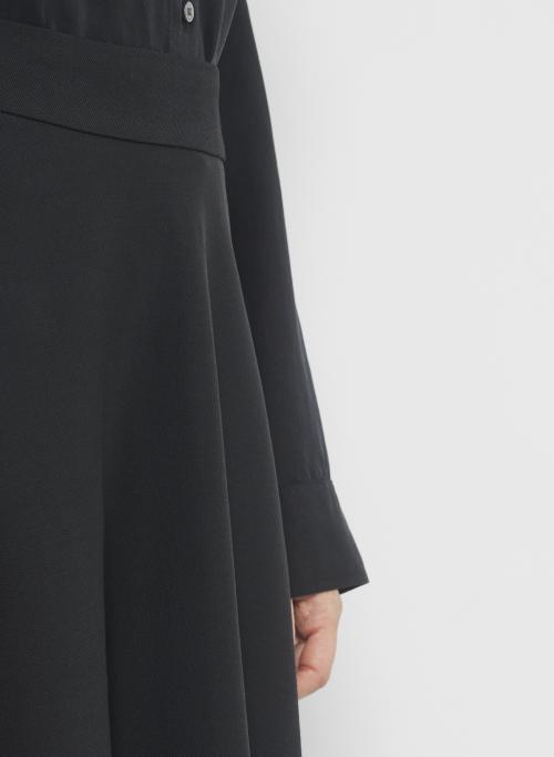 Babaton | Women's Blazers, Dress Pants & Blouses | Aritzia CA