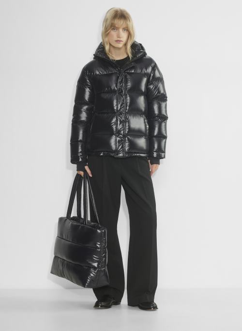 The Super Puff™ THE SUPER PUFF™ TOTE BAG | Aritzia CA
