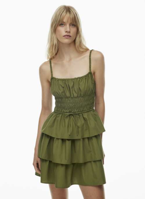 Shop Women's Dresses on Sale | Aritzia CA