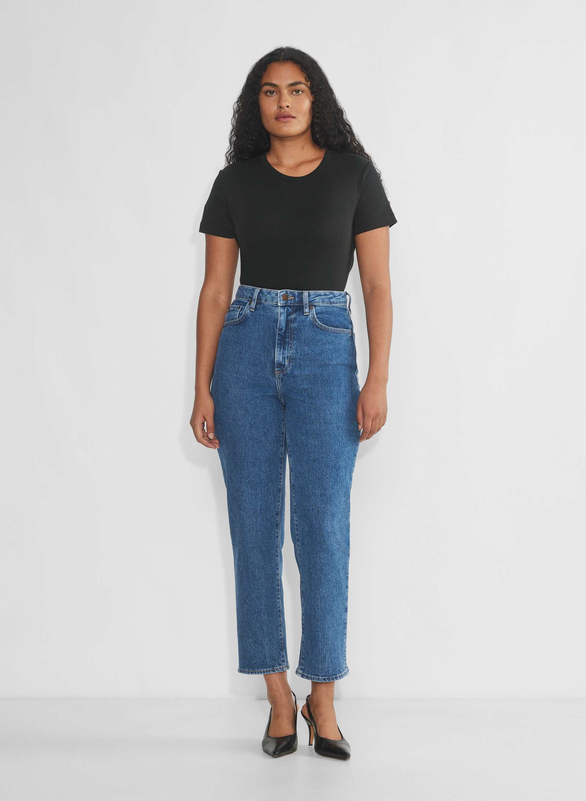 Rowan Curve-fit Super Hi Straight Ankle Jean | Aritzia US